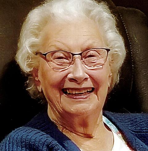 Travis-Noe Funeral Home: Kirksville, MO — Obituary for Evelyn Marie ...